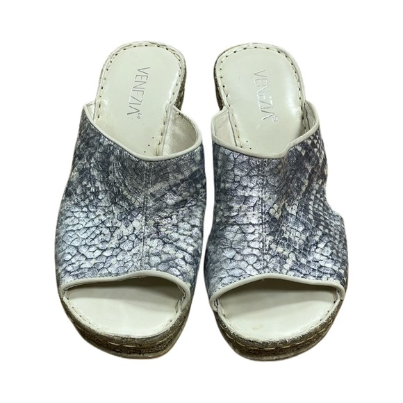 Venezia | Shoes | Venezia Wedge Slides | Poshmark